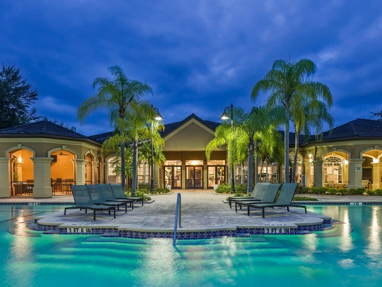 Emlak ofisi The Grand Reserve at Tampa Palms Apartments, Florida Eyaleti, foto