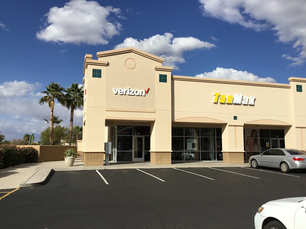 Telekomünikasyon ekipmanları Verizon Authorized Retailer - Victra, Gilbert, foto