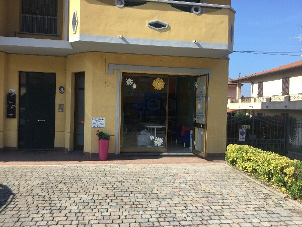 Kuru temizlemeciler Lavanderia Self Service Il Sole In Tasca, Toskana, foto