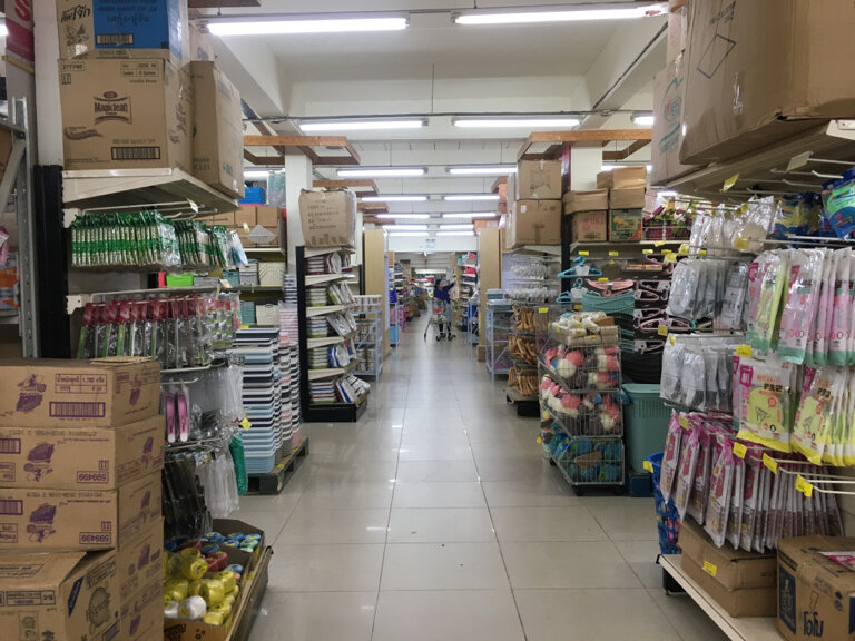Süpermarket D-Mart, Vientiane, foto