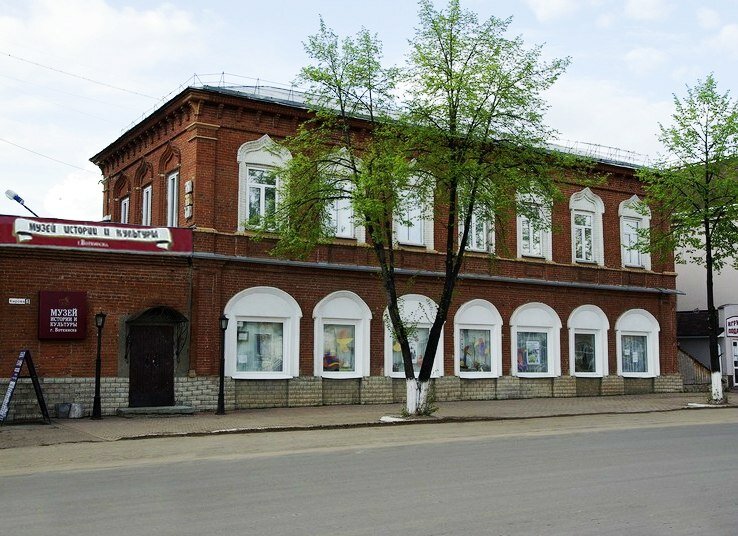 Turistik yerler Дом священнослужителя, середина XIX века, Votkinsk, foto