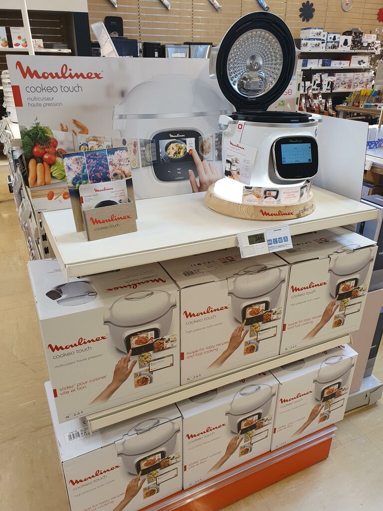 Beyaz eşya üreticileri Boulanger Saint Quentin, , foto