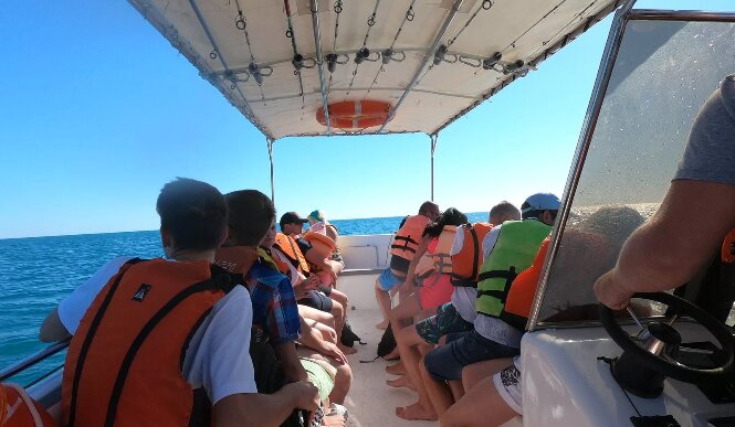 Geziler Boat trips in Vityazevo, Krasnodarski krayı, foto