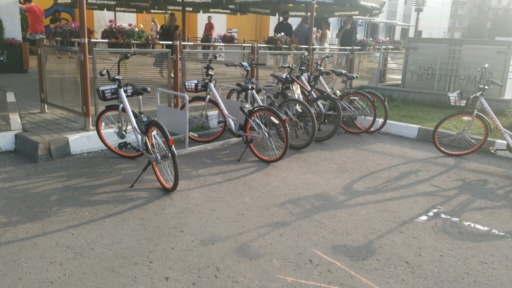 Bisiklet park yerleri Bicycle stand, Nijni Novgorod, foto