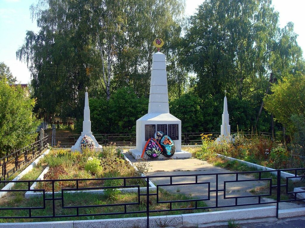 Anıt, heykel Братская могила, Vitebskaya oblastı, foto