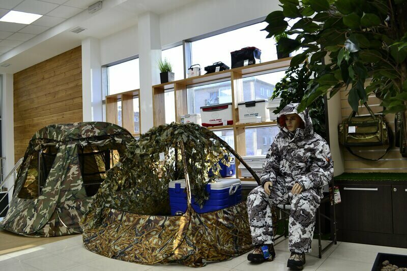 Kamp malzemeleri Iolla, Nijni Tagil, foto