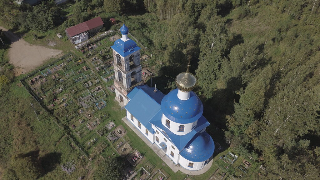 Ortodoks kiliseleri Tserkov Uspeniya Presvyatoy Bogoroditsy V Veprevoy Pustyni, Yaroslavskaya oblastı, foto