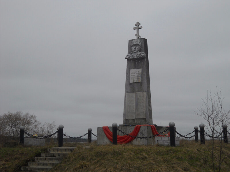 Anıt, heykel Землякам, погибшим в годы Великой Отечественной войны, Arhangelskaya oblastı, foto