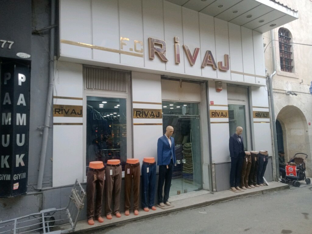 Giyim mağazası Rivaj Giyim, İstanbul, foto