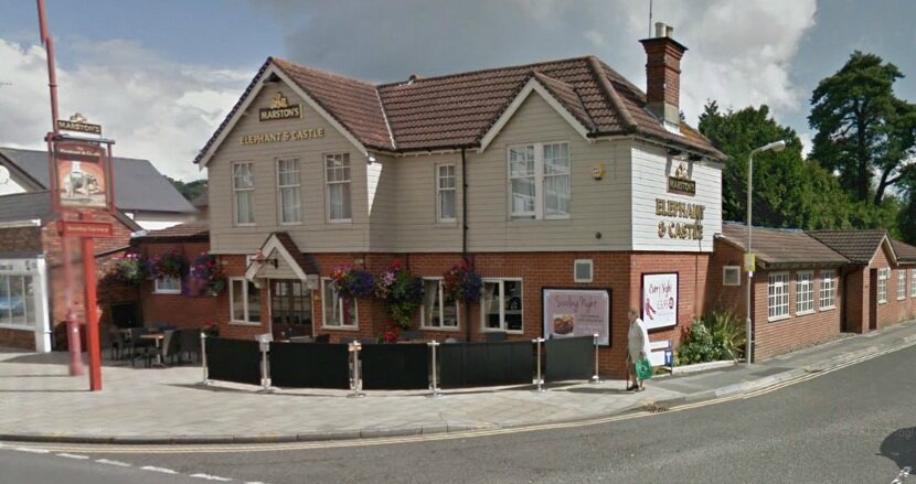 Bar Elephant & Castle, İngiltere, foto