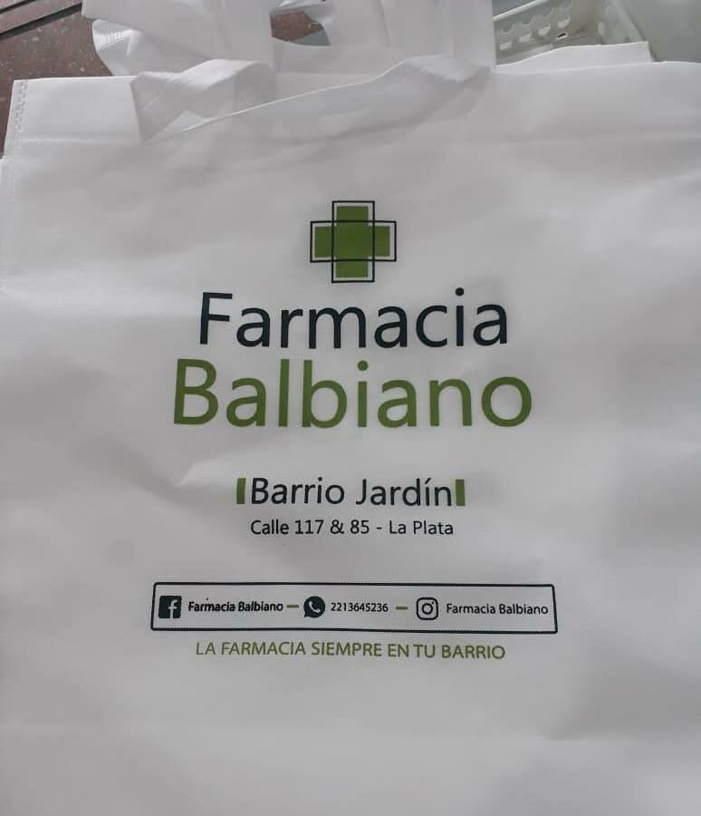 Eczaneler Farmacia Balbiano - Perfumeria, La Plata, foto
