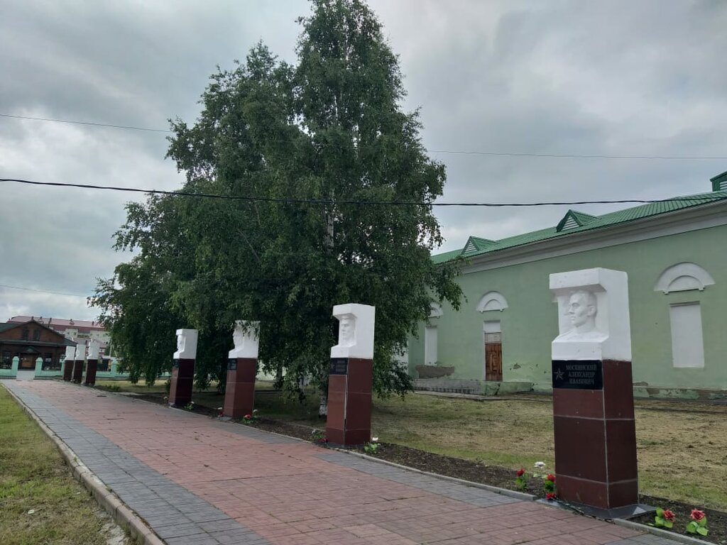 Kültür ve eğlence parkları сквер Героев, İvdel, foto