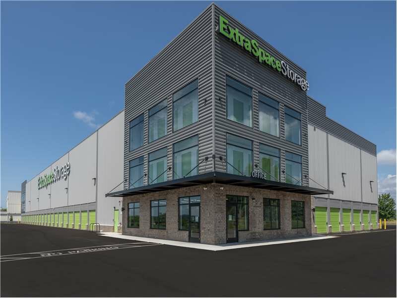 Tekne, kayık, yat Extra Space Storage, Knoxville, foto