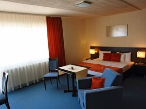 Prestige House (Zala vármegye, Hévíz, Kodály Zoltán utca), otel  Zala'dan