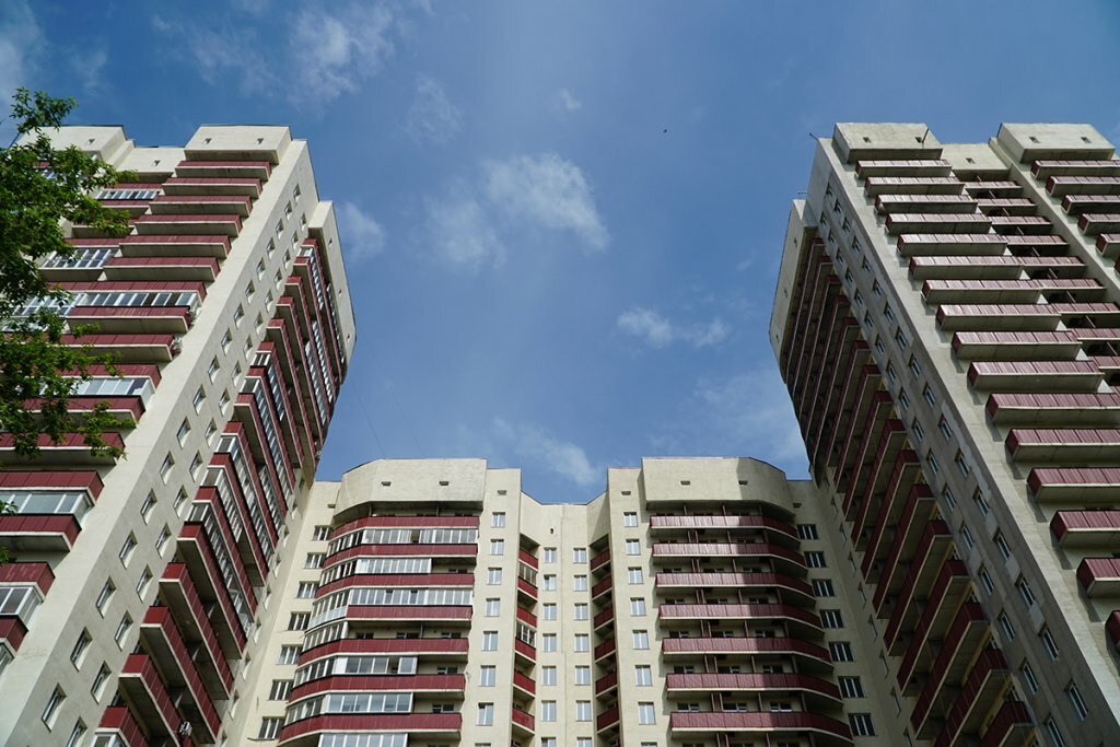 Konut blokları По ул. Галущака, 15, Novosibirsk, foto