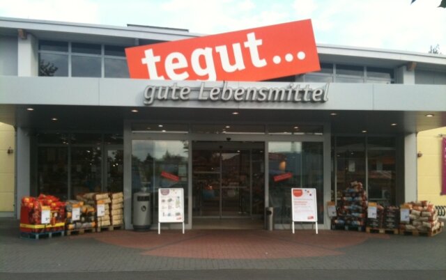 Süpermarket Tegut... gute Lebensmittel, Friedberg, foto