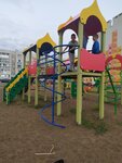 Playground (Samara Region, Volzhskiy rayon, gorodskoye poseleniye Smyshlyayevka, posyolok gorodskogo tipa Stroykeramika, mikrorayon Koshelev-Park, zhiloy kompleks Detskiy Mir), oyun alanı  Samarskaya oblastından