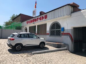 Otomobil servisi Andron Service, Erivan, foto