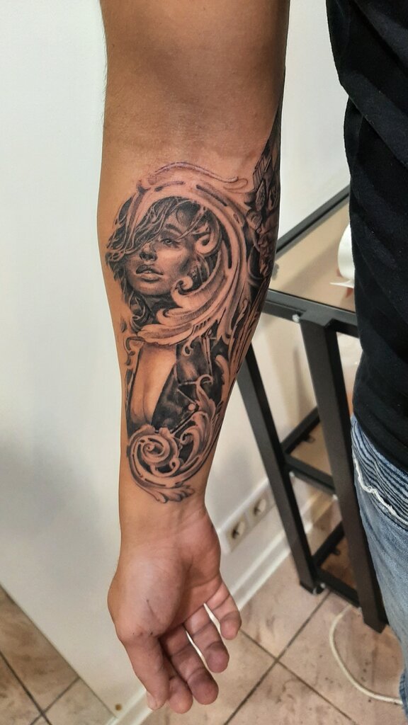 Dövmeciler T&t Group, Saint‑Petersburg, foto