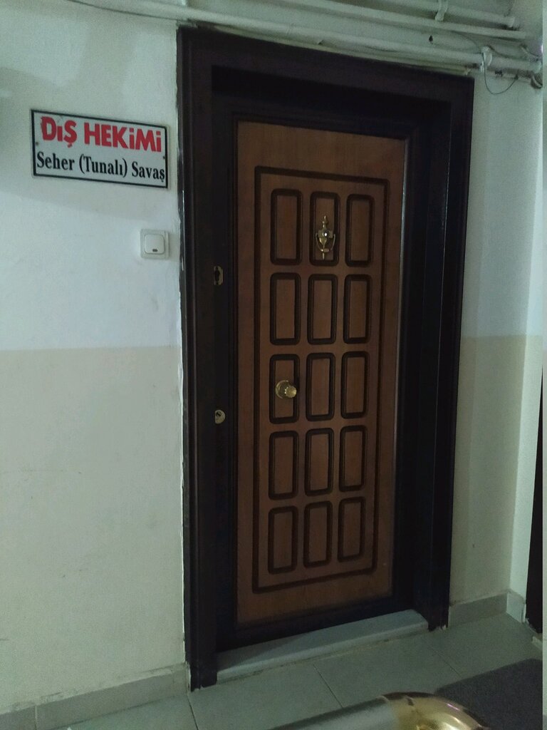 Hastaneler Diş Hekimi Seher Tunalı Savaş, İstanbul, foto
