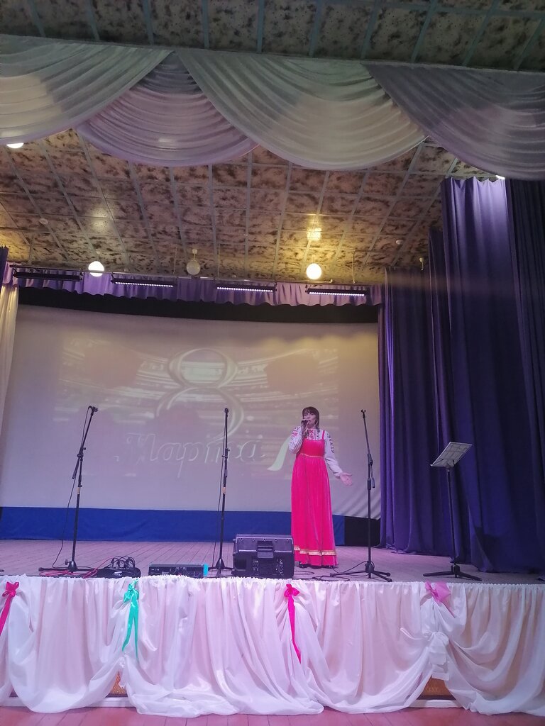 Kültür ocakları Веселовский культурно-досуговый центр, Novosibirskaya oblastı, foto