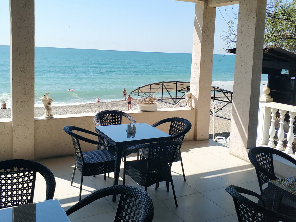 Kafe У моря, New Athos, foto