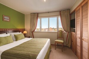 Park Inn by Radisson Puerto Varas (Calle la Paz No:471), otel  Puerto Varas'tan