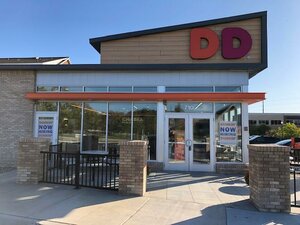 Dunkin' (Minnesota, Carver County, Minnesota State Highway 41), kahve dükkanları  Chaska'dan