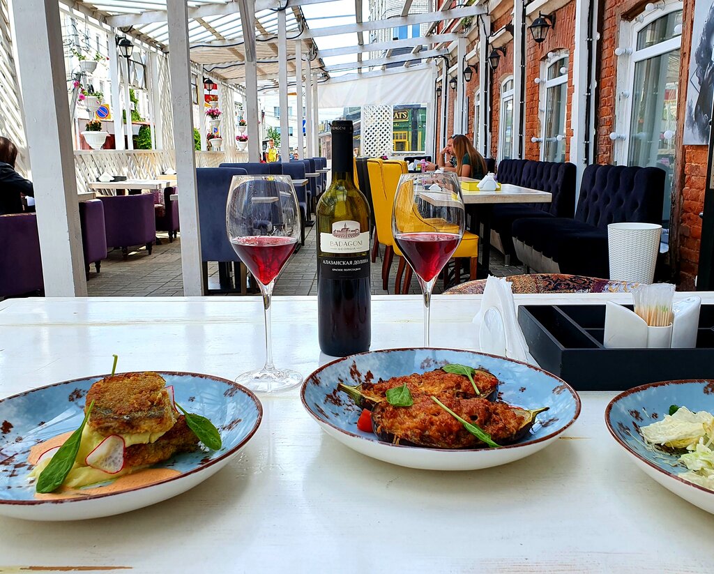 Kafe Bogata Khata, Ulyanovsk, foto