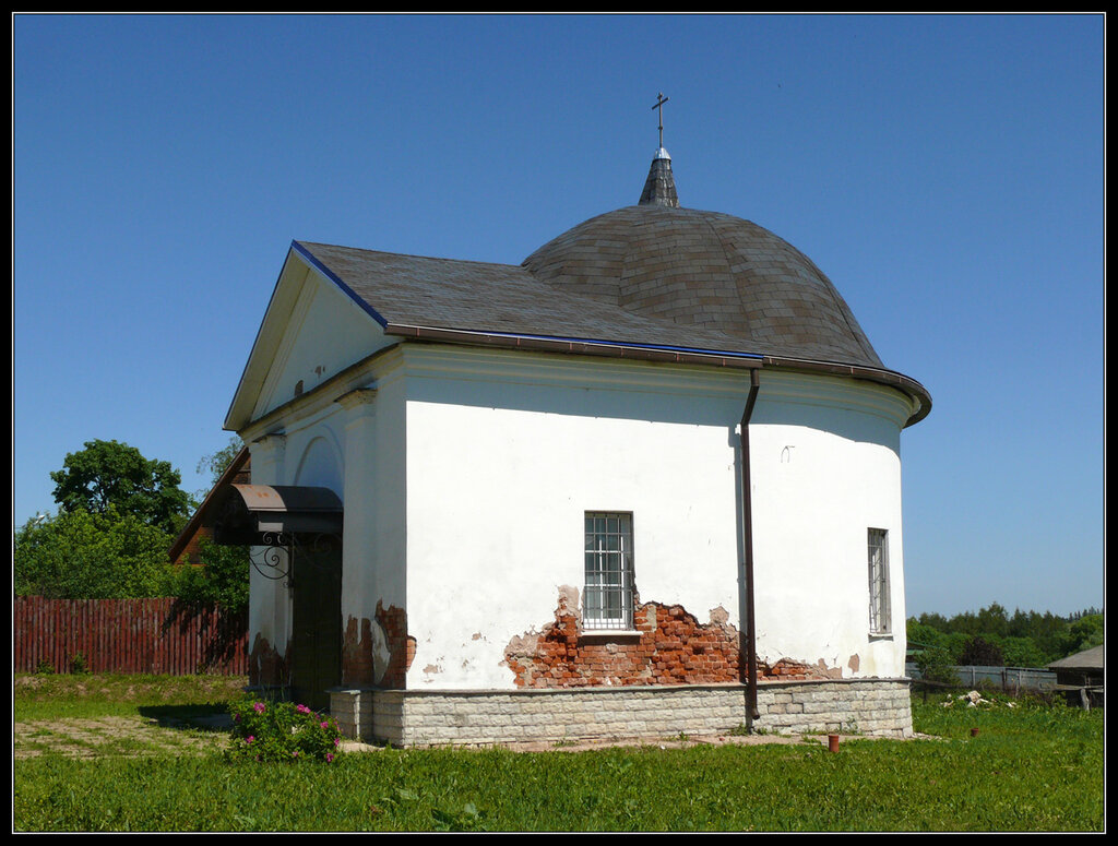 Şapel, haç anıtı Chapel of the Iberian Icon of Our Lady, Moskova, foto
