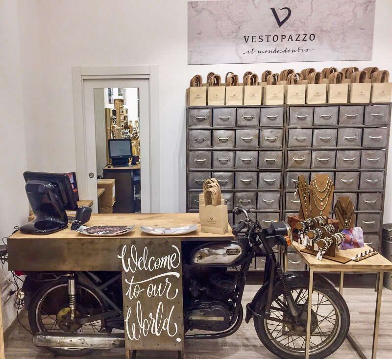 Kuyumcular Vestopazzo, Lazio, foto