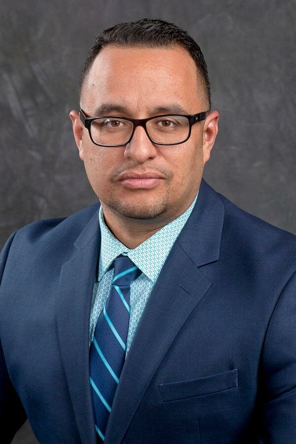 Yatırım fonu firmaları Edward Jones - Financial Advisor: Humberto Alday, Tucson, foto