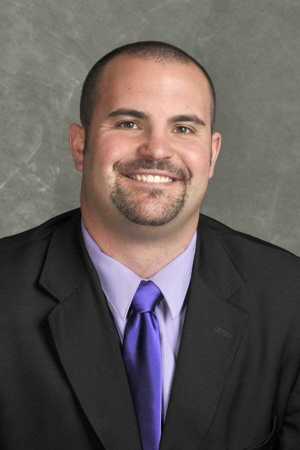 Yatırım fonu firmaları Edward Jones - Financial Advisor: Wes Morrissey, Dixon, foto