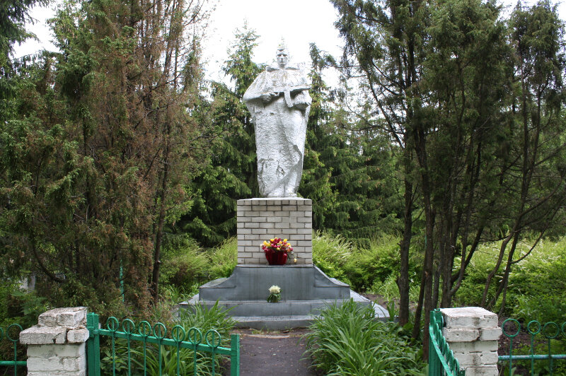 Anıt, heykel Воинам-землякам, погибшим в годы Великой Отечественной войны, Mordovya, foto