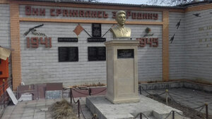 Они сражались за Родину в 1941-1945 гг. (Republic of Daghestan, Gunibskiy rayon, selo Tlogob), anıt, heykel  Dağıstan'dan