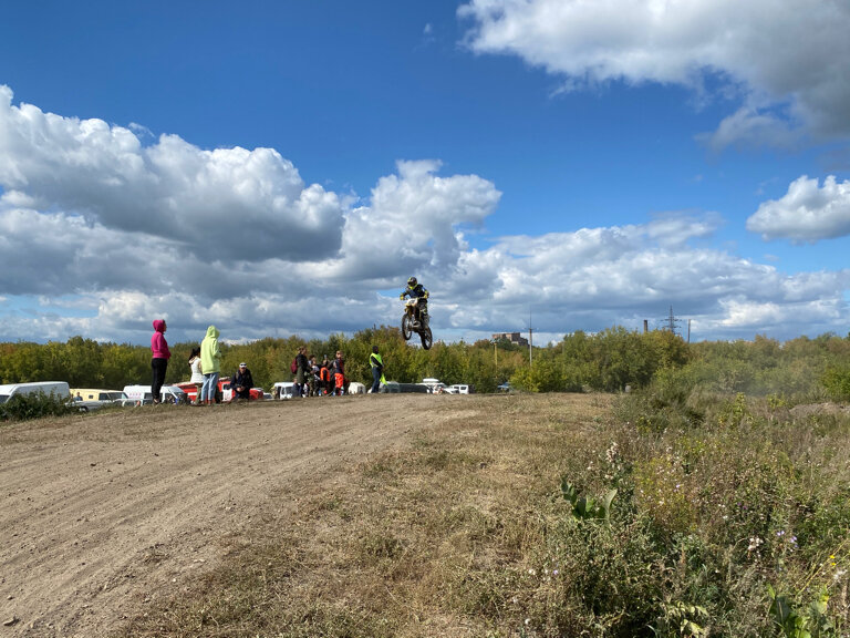 Otomobil pisti Автодром, Korkino, foto