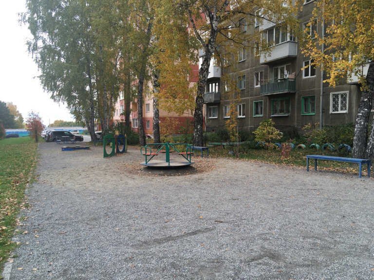 Oyun alanı Playground, Novosibirsk, foto