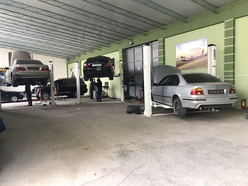 Otomobil servisi Amirak, Suğd (Sogd) ili, foto