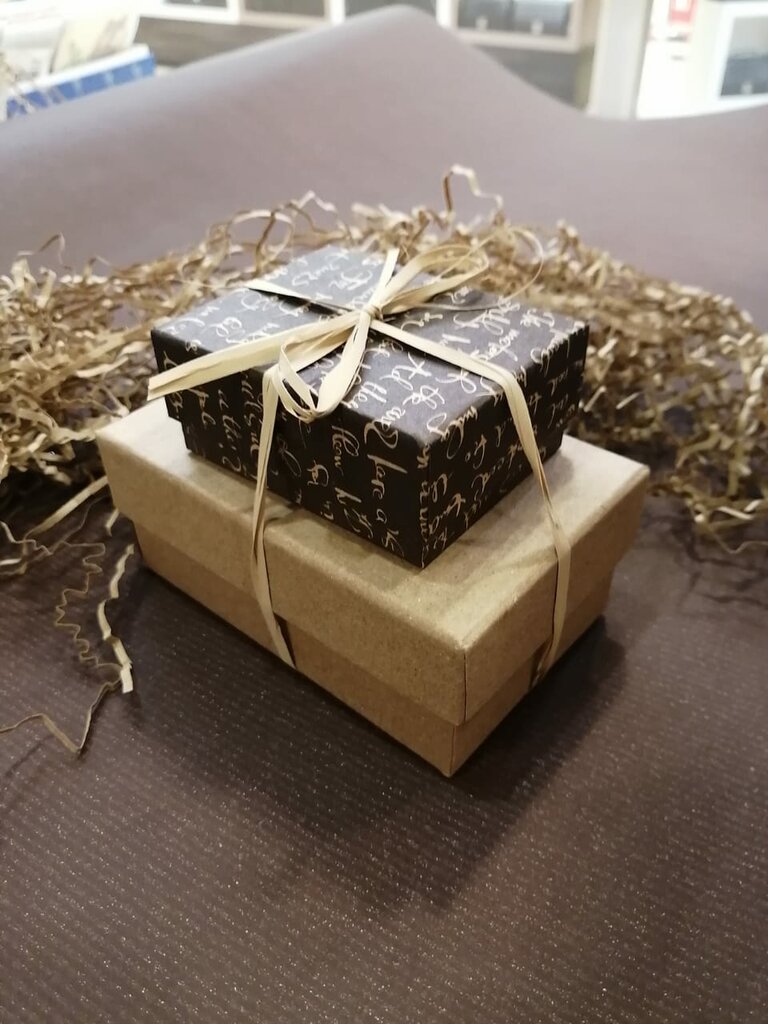 Kutlama ürünleri Упаковка салютов, Moskova, foto