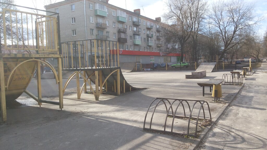 Spor alanı Скейт-парк, Gus‑Hrustalny, foto