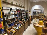 L'occitane EN Provence (Oregon, Washington County, Tigard), kozmetik ve parfümeri mağazaları  Tigard'dan