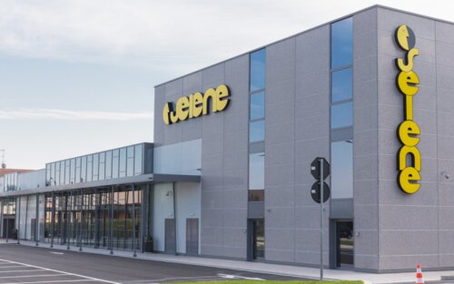 Alışveriş merkezleri Selene Città Negozio S. P. A., Lombardiya, foto