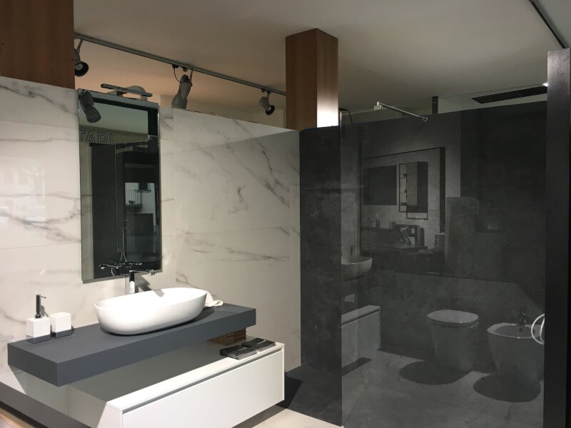 Kaplama hizmetleri Ce. i. Sa. - Ceramiche Sanitari Arredo Bagno, Lombardiya, foto