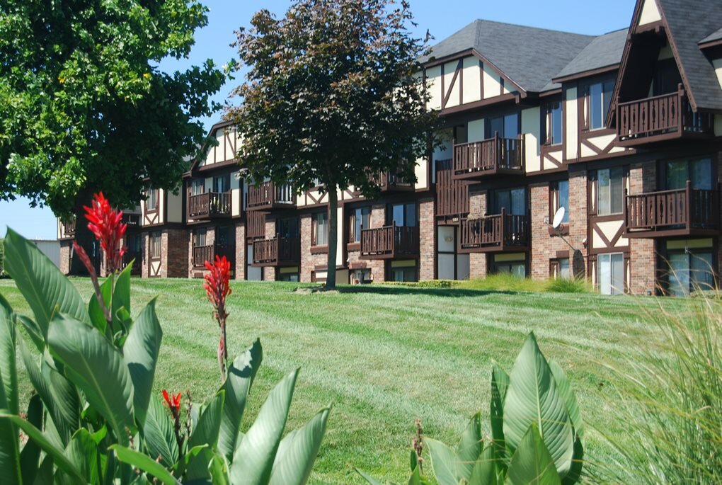 Emlak ofisi Old Monterey Apartments, Springfield, foto