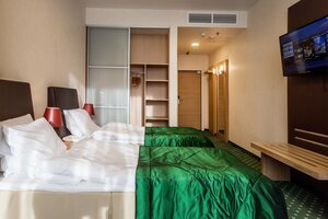 Green City Hotel (Prytyckaga Street No:156к1, Minsk), otel  Minsk'ten