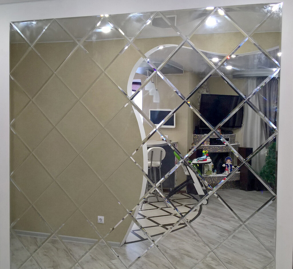 Ayna yapımı ve montaj hizmetleri Roskosh' V Detalyakh, Saratov, foto