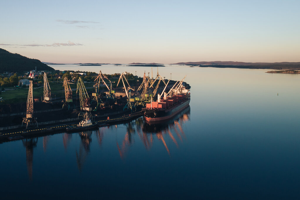 i̇skele, liman, gemicilik firmaları Kandalakshsky Morskoy Torgovy Port, Kandalaksha, foto