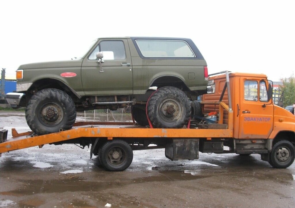 Çekici hizmeti Vakuator YUgo-ZapadnayaEH, Moskova, foto