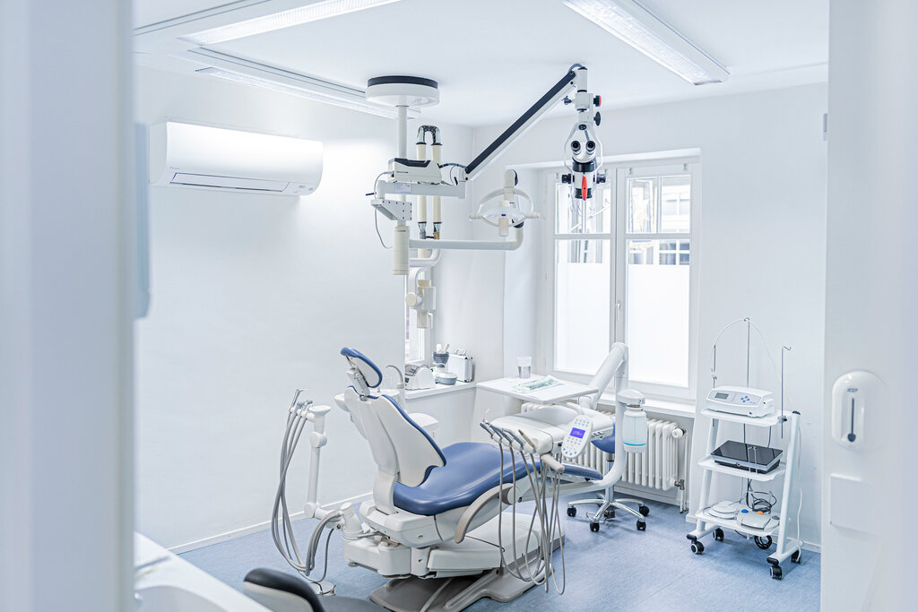 Özel ağız ve diş sağlığı klinikleri ve muayenehaneleri Zahnarztpraxis doktorpersi. ch, Schaffhausen, foto