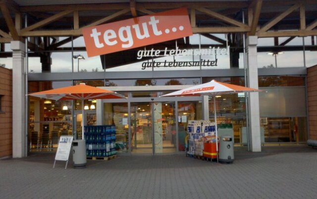 Süpermarket Tegut... gute Lebensmittel, Wiesbaden, foto